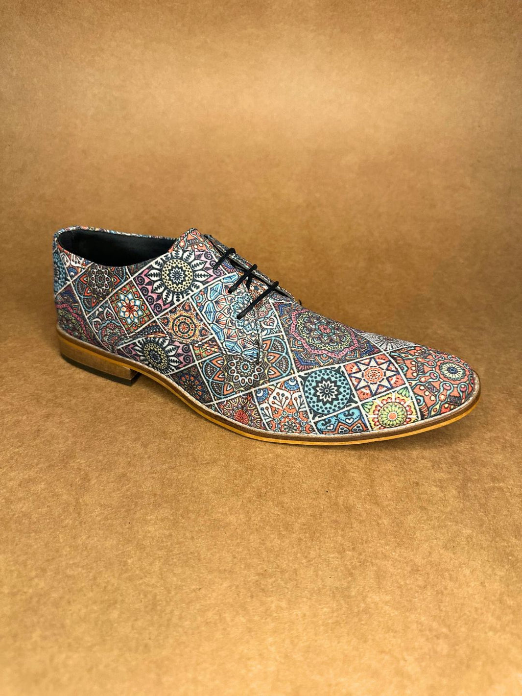 Handmade Designer Shoes Inspired by Indian Art and Textile @KANVAS – Kanvas