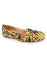 Handmade Designer Shoes Inspired by Indian Art and Textile @KANVAS – Kanvas