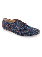 Handmade Designer Shoes Inspired by Indian Art and Textile @KANVAS – Kanvas